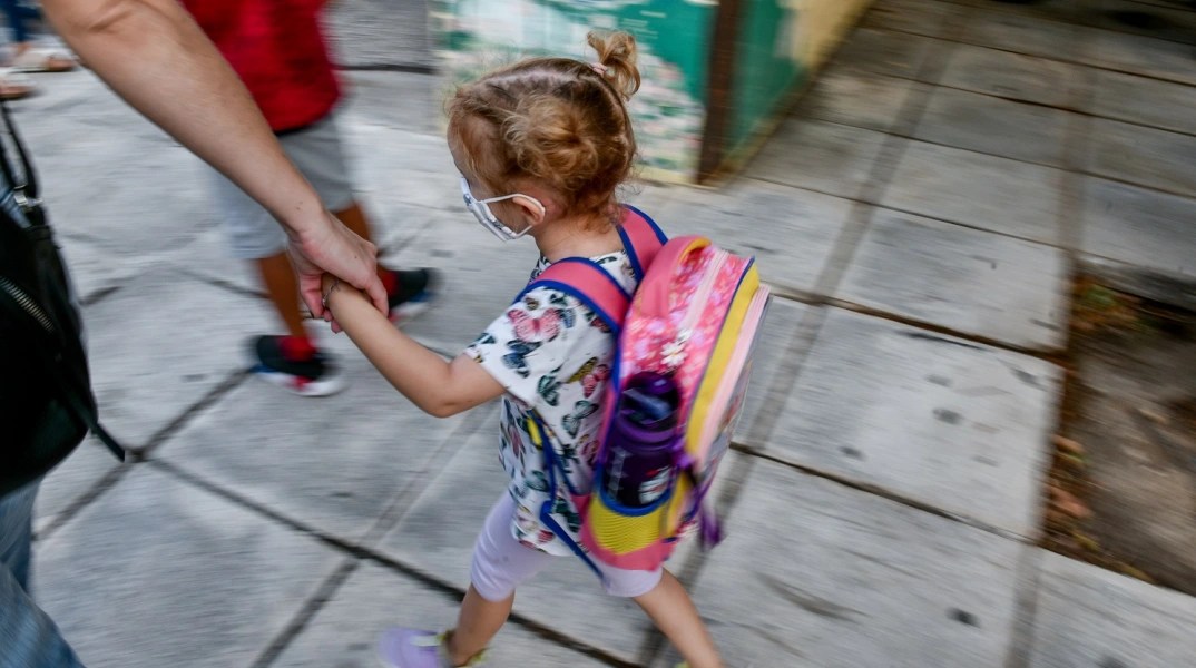 Πρώτη φορά σχολείο. Πως να βοηθήσω το παιδί μου να έχει μια εύκολη ...